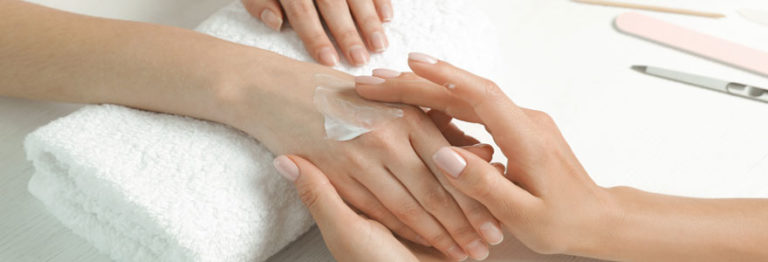 Acheter des produits pour le soin des mains en ligne